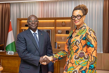 Entretien du Vice-Président de la République avec S.E. Mme Jessica ...