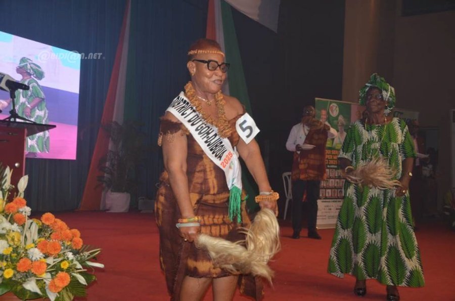 4è édition du concours Super Mémé de Côte d'Ivoire 2025: Mme Touonnin ...