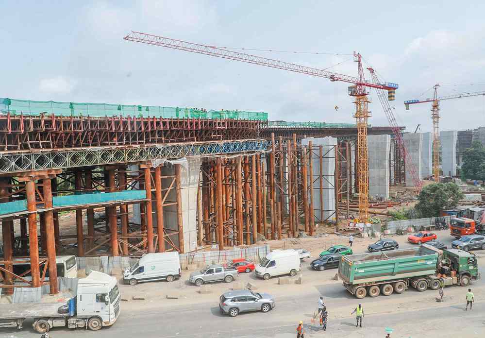 4e pont d'Abidjan : un taux d'avancement des travaux de 80%, selon le ministre Amédé Koffi ...