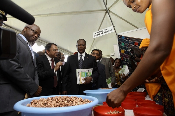Bouaké : Le chef de l’Etat, SEM Alassane Ouattara inaugure une usine de ...