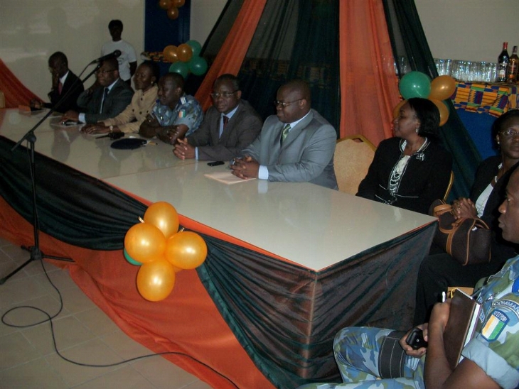 "La Pierre Plus" : La BHCI et NSIA Vie récompensent les gagnants des ...