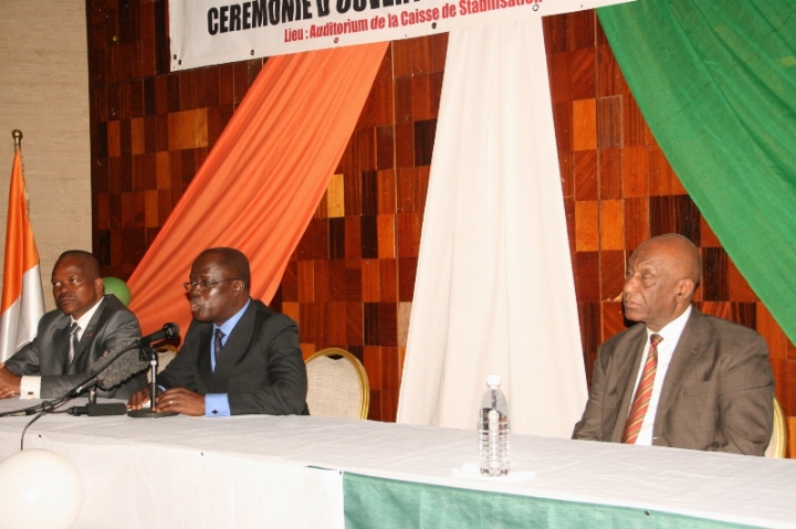 3ème Semaine Nationale du Civisme: la cérémonie s`ouvre en présence du ministre Alain Lobognon ...