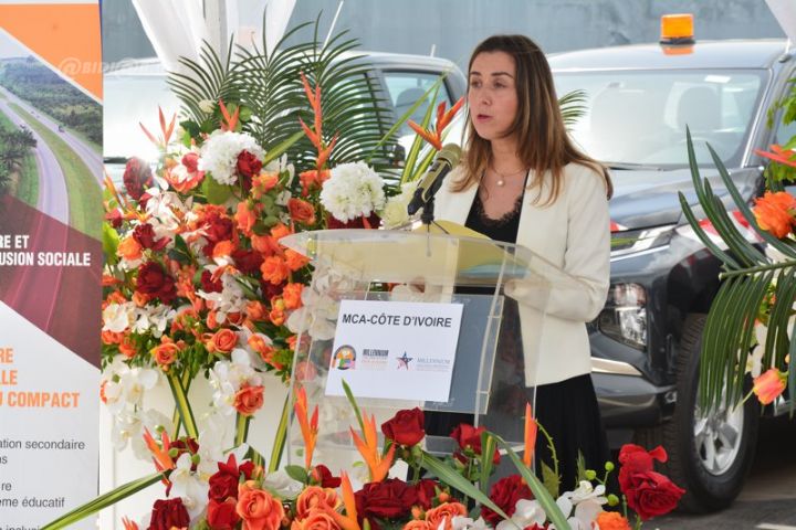 Mise en Œuvre du Projet Abidjan Transport dans le cadre du Programme ...