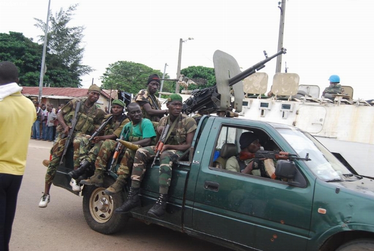 Camp commando d`Abobo - Dans l`univers des soldats volontaires ...