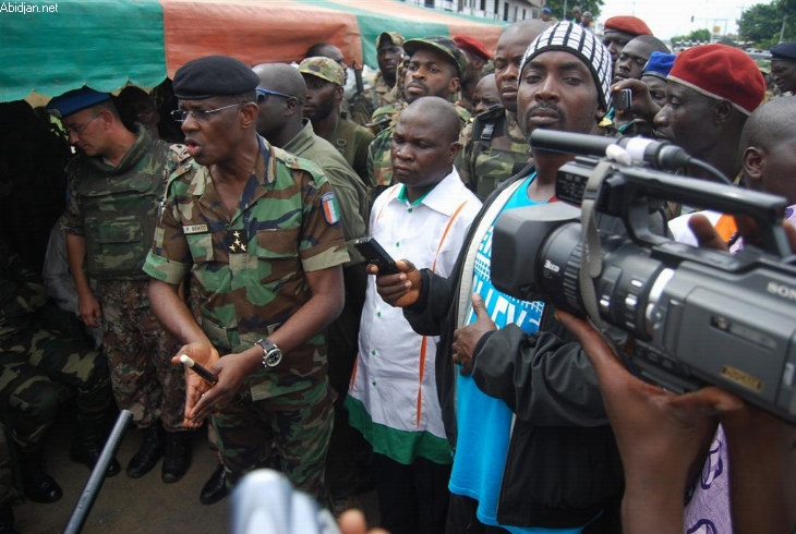 Le Général Philippe Mangou aux miliciens de Yopougon : “Nous sommes ...