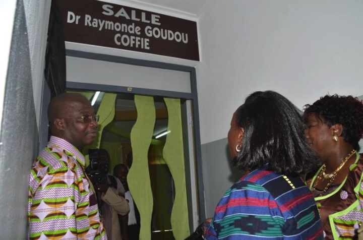 Santé : la ministre Raymonde GOUDOU inaugure l`antenne INHP d`Abobo ...