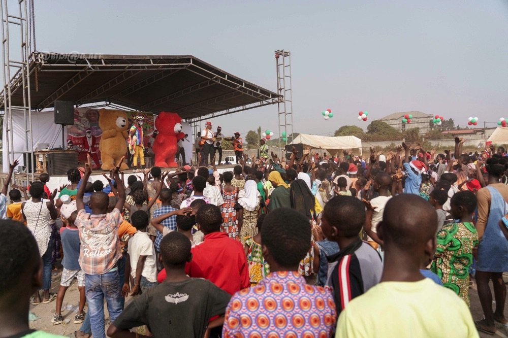 Adzopé : la maire Florence Achi célèbre Noël dans la joie et le partage ...