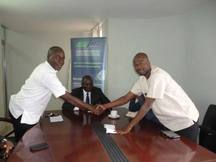 Cérémonie de remise de don à la famille Yapi N`Cho Didier - Abidjan.net ...