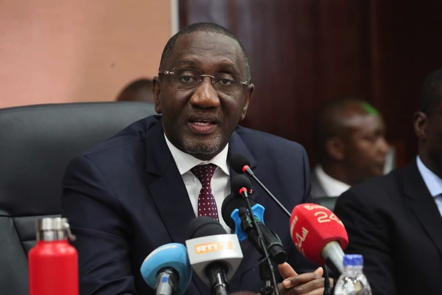 Carburant : le prix du litre de Super passe de 815 à 875 FCFA et celui ...