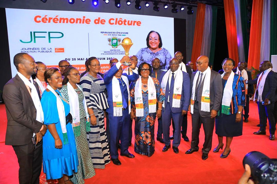 Clôture 4ème édition des Journées de la Fonction publique : 918 fonctionnaires distingués dans l ...