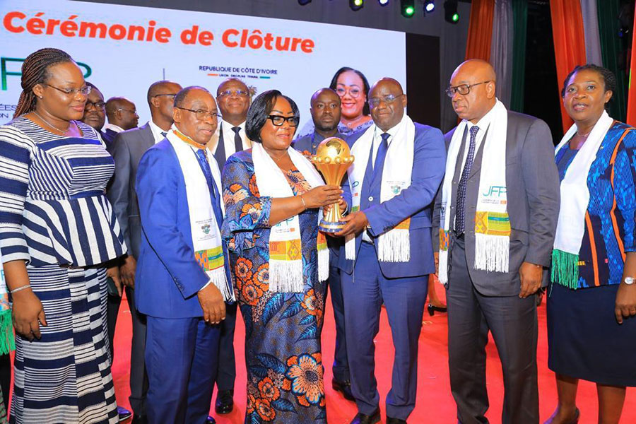 Clôture 4ème édition des Journées de la Fonction publique : 918 fonctionnaires distingués dans l ...