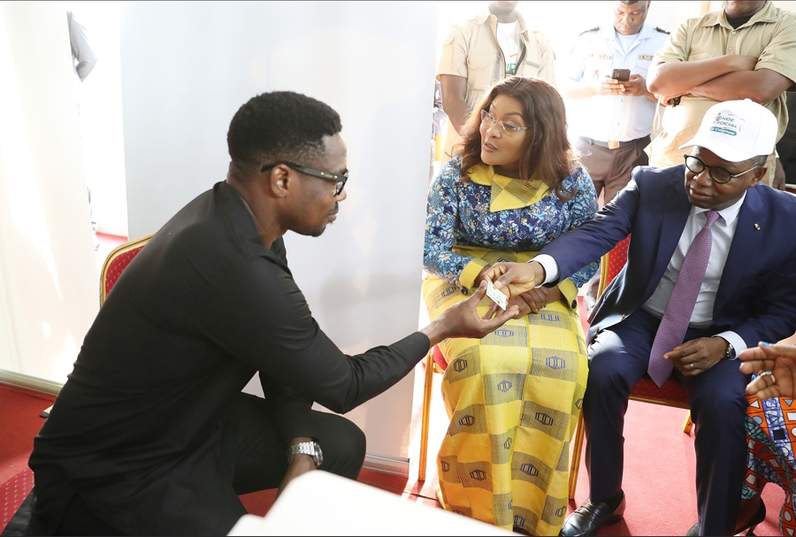 CMU : le ministre Adama Kamara lance le nouveau dispositif de ...