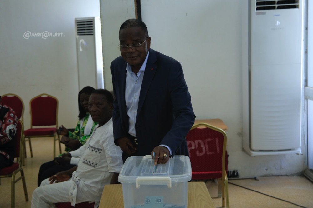 Côte d'Ivoire/ convention extraordinaire éclatée du PDCI RDA: début du vote - Abidjan.net Photos
