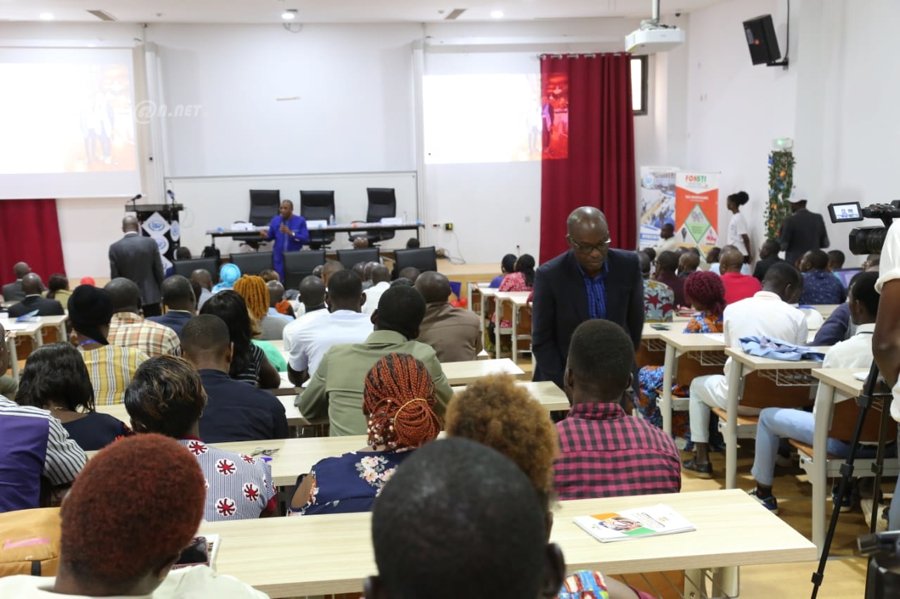Côte d'Ivoire : Le FONSTI et l’Université Polytechnique de San-Pedro annoncent un colloque ...