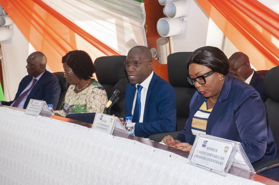 Côte Divoire Paiement Des Bourses Par Trésor Pay Trésor Money Le Trésor Public Rassure Les