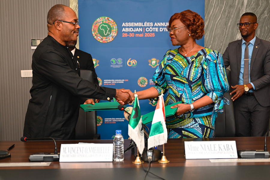 Économie : la Côte d’Ivoire et la Banque africaine de développement signent un protocole d ...