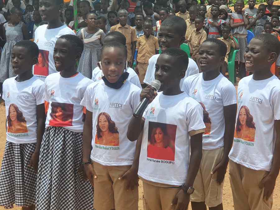 Éducation : l’ARTCI dote les écoles EPP Plateau d’Aboisso d’une ...
