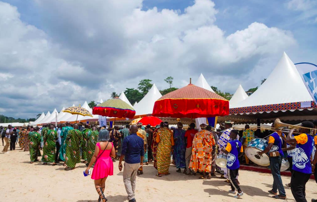 Elê Festival 2025 : Brassivoire et le peuple Bétibé font vibrer Adiaké ...