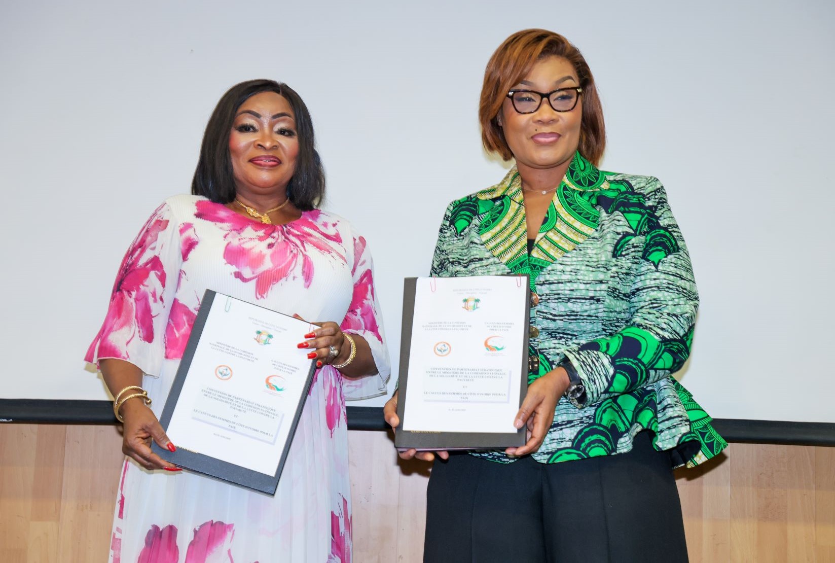 Élections apaisées : le ministère de la Cohésion nationale et le Caucus ...