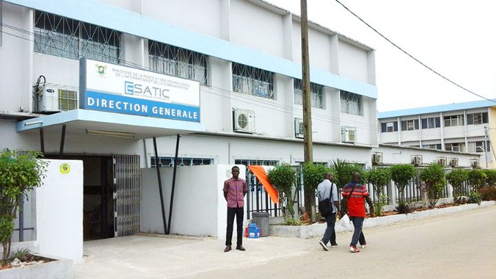 Enseignement supérieur: une poissonnerie en construction dans le domaine de l’Esatic - Abidjan ...