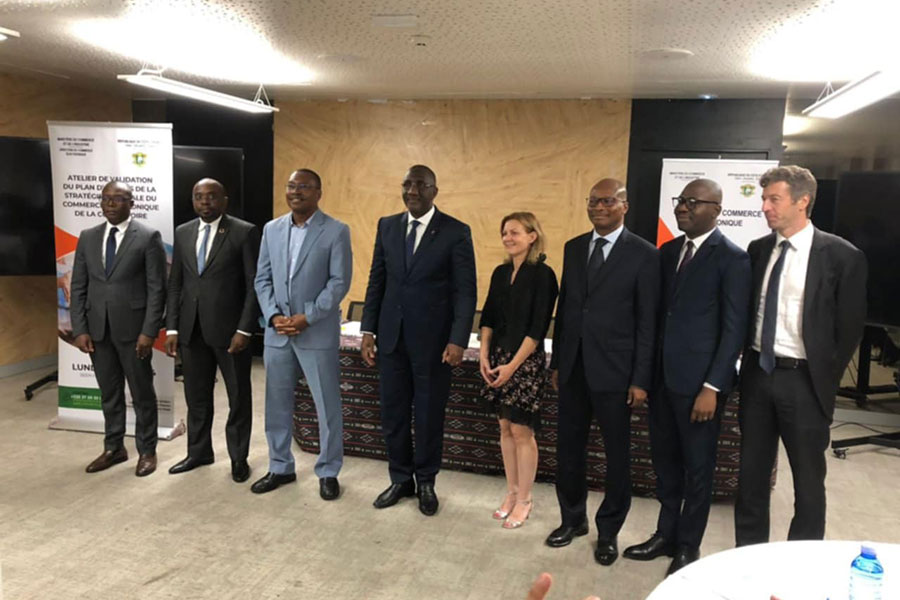 Promotion du commerce électronique : le Ministre Souleymane Diarrassouba procède à l’ouverture ...