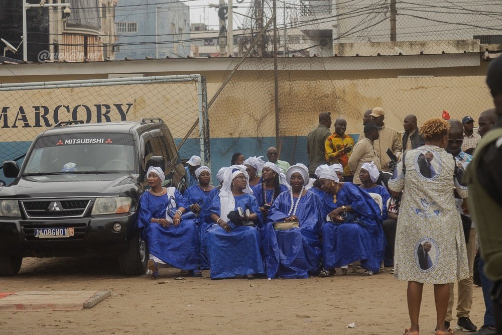 Le président du PPA CI Laurent Gbagbo en tournée « COCOCO » : Etape de la commune de Marcory ...