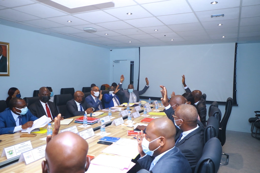 Ministère du Commerce et de l’Industrie : passation des charges entre les PCA sortants et ...