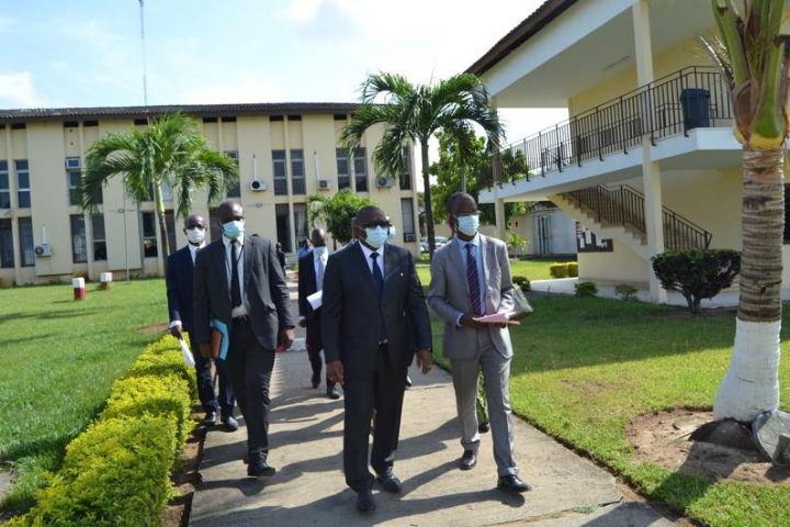 Média : le ministre de la communication, des médias et de la ...