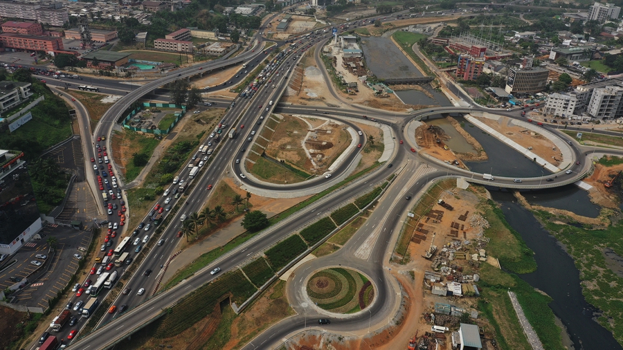 Visite de chantier des travaux de construction du pont reliant les ...